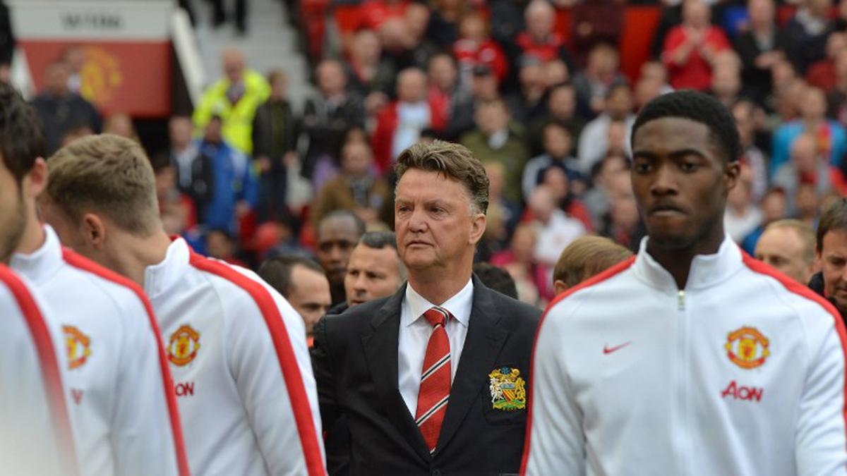Mengungkap Rumitnya Van Gaal Meracik Formasi MU - Bola Liputan6.com