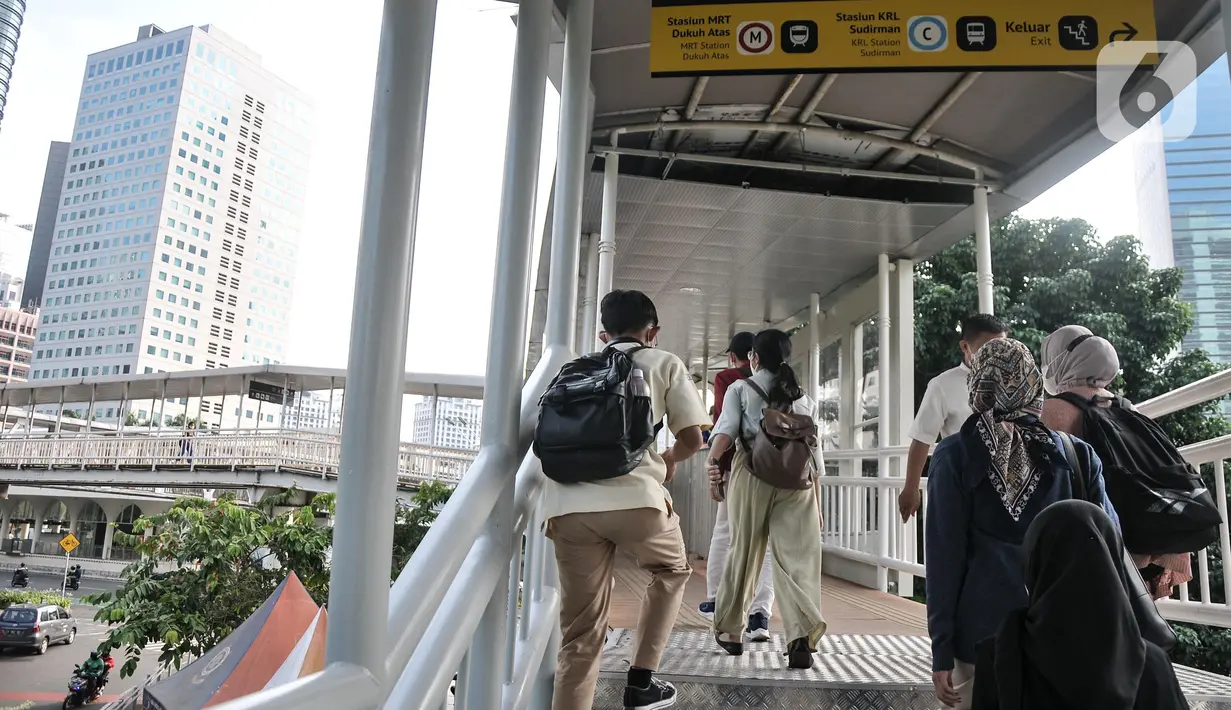 Wajah Baru Halte Transjakarta Dukuh Atas 2 - Foto Liputan6.com