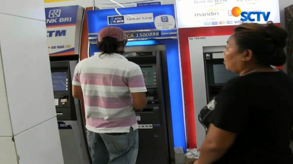 Gangguan Satelit, Mesin ATM Sejumlah Bank Masih Lumpuh - News Liputan6.com