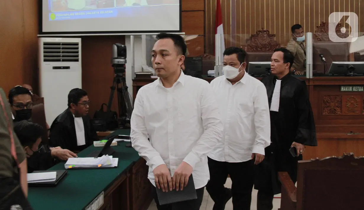 Bersamaan, Bharada Eliezer, Kuat Ma'ruf dan Ricky Rizal Jalani Sidang ...