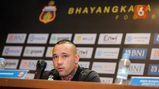 Radja Nainggolan Digaji Rp 5 Miliar di Bhayangkara FC, Main Cuma ...