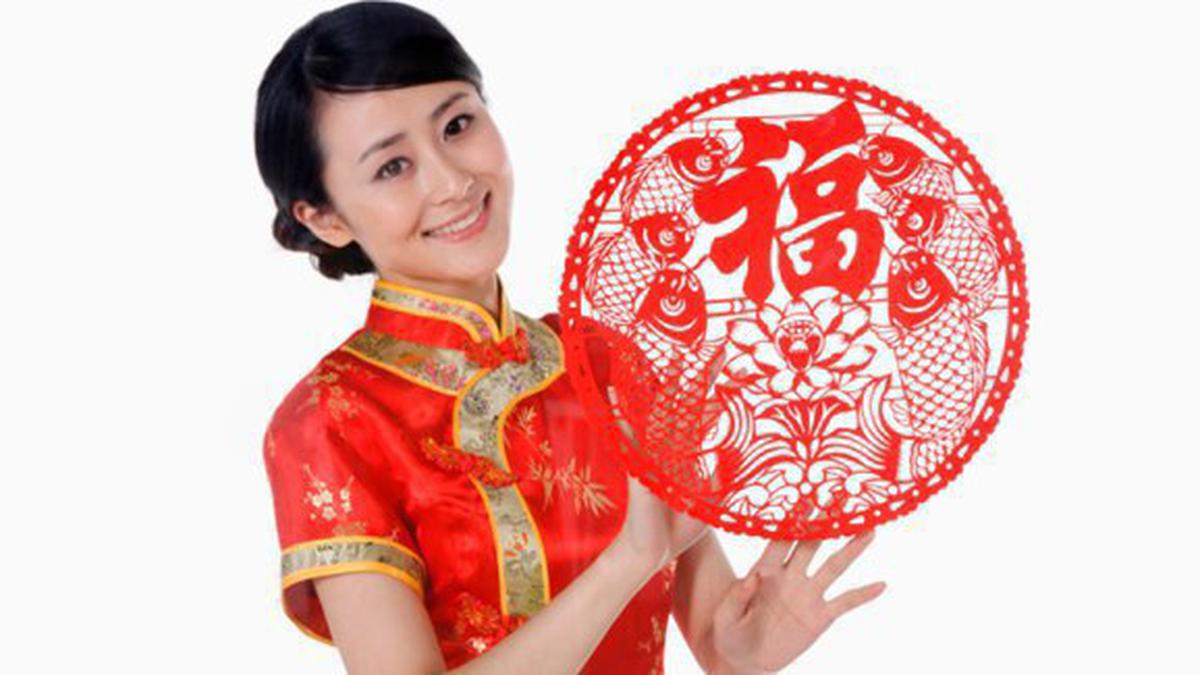 Ladies, Berikut Peruntungan Kamu di Tahun Shio Ayam Api - Lifestyle ...