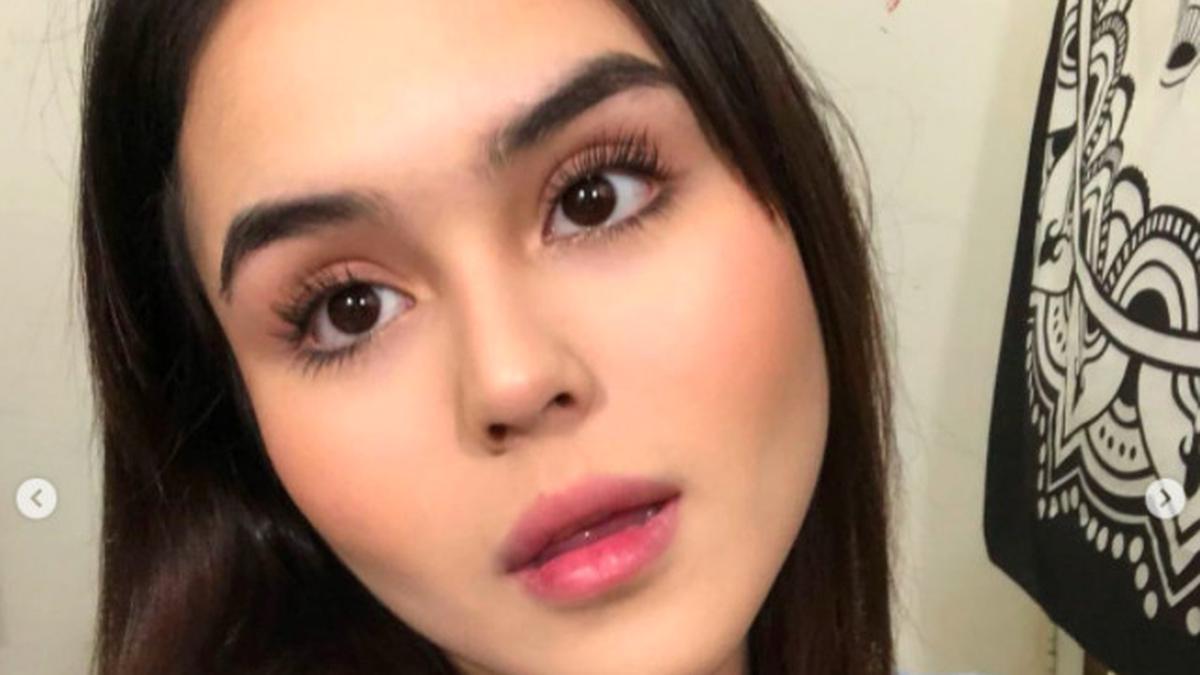 Dikenal Gadis yang Periang, Ini 7 Potret Laura Anna Sebelum Alami ...