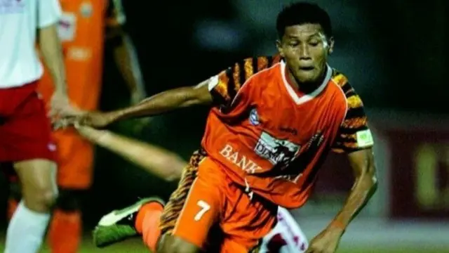 Kisah Marwal Iskandar, Dulu Membela 6 Klub Besar Kini Jadi Instruktur ...