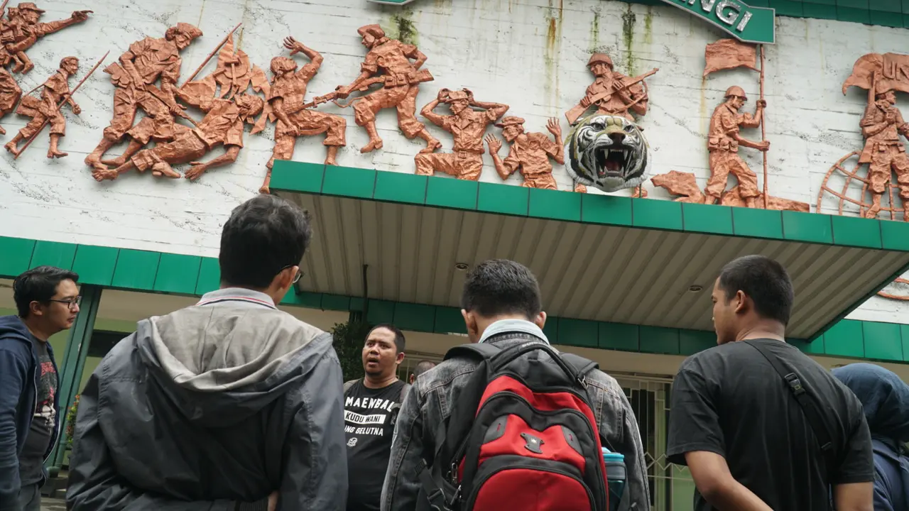 Guide Adalah Pemandu Wisata, Begini Tugas dan Kualifikasi yang Harus ...