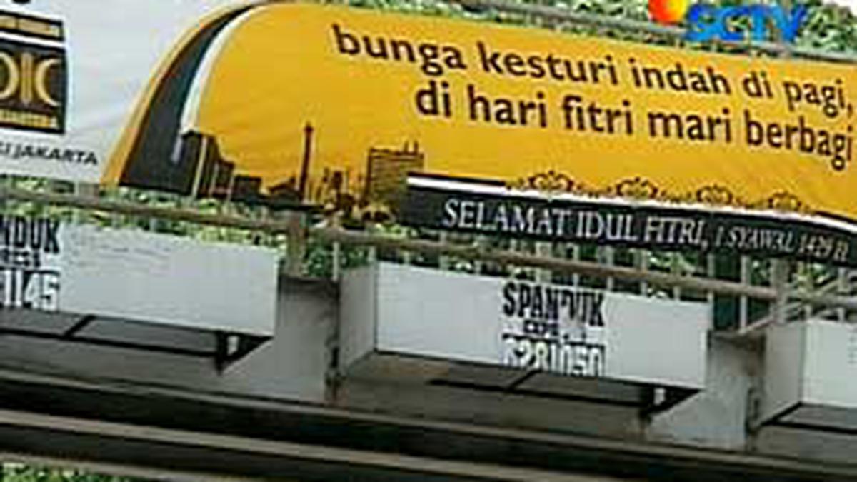 Spanduk Politik Nodai Kesakralan Idulfitri - News Liputan6.com