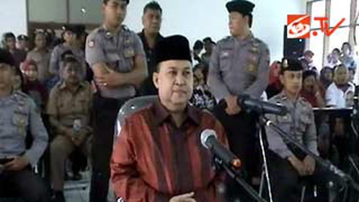 Mochtar Mohammad Bebas, KPK Harus Introspeksi - News Liputan6.com