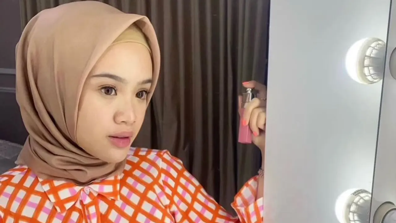 Dea Sahirah Akui Sempat Ragu dengan Chand Kelvin, Salah Satunya Jarak ...