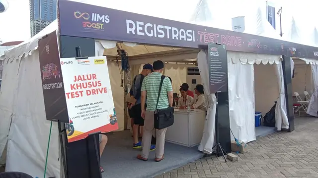 Begini Syarat dan Ketentuan Test Drive Mobil Baru di IIMS 2023 ...