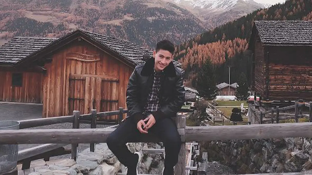 Mengenal Sosok Phuwaryne Keenan Alias Zee, Influencer Kebugaran Ngehits ...