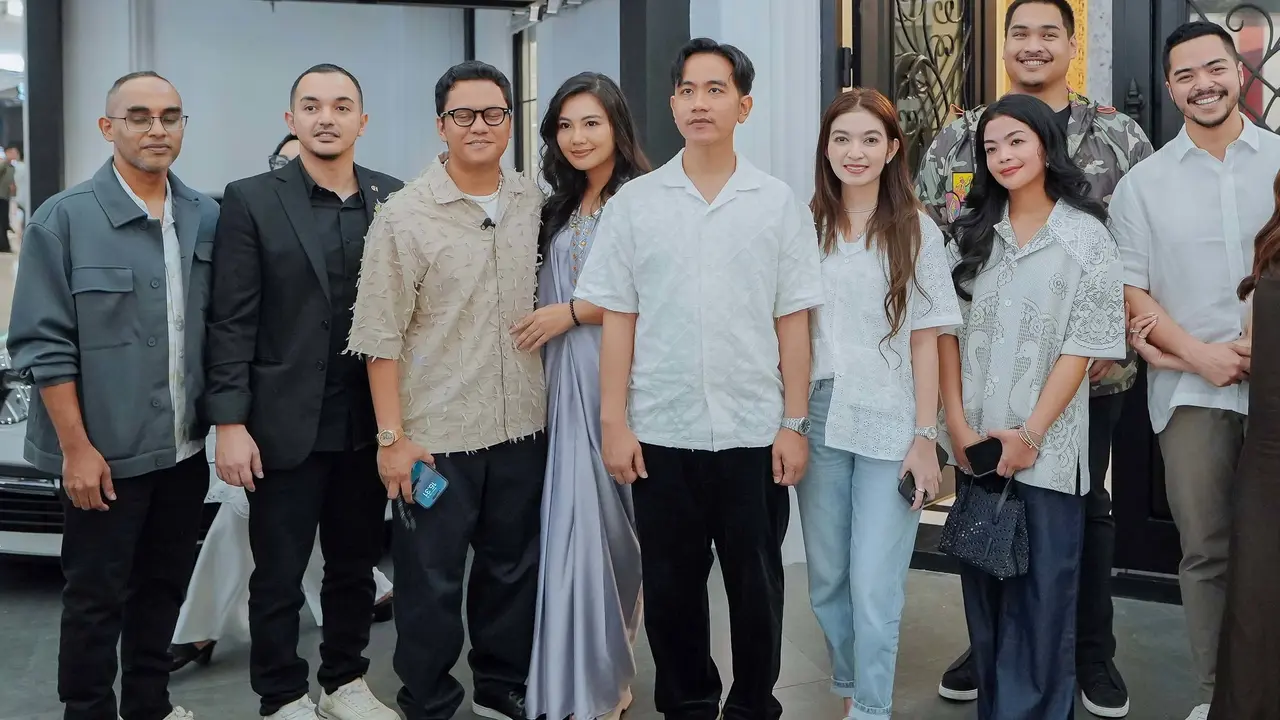 10 Potret Selvi Ananda Bening Banget dengan Tampilan Sederhana