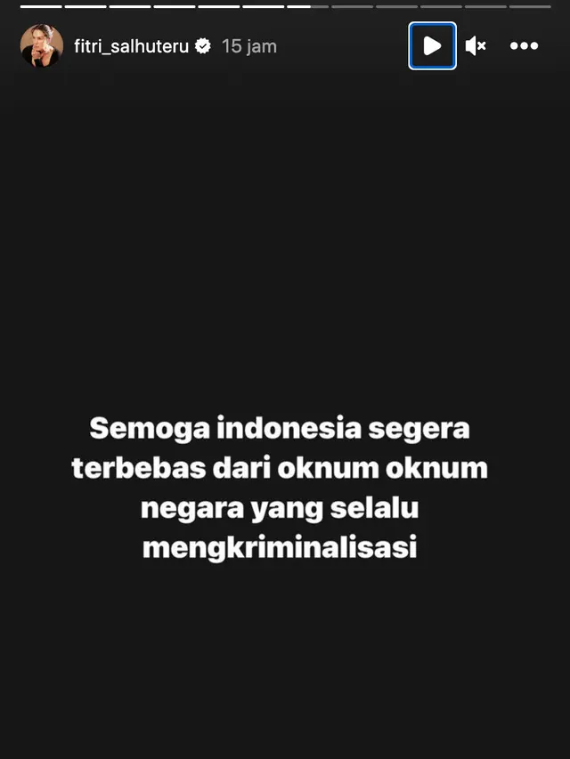Doa Fitri Salhuteru Buat Musuh Nikita Mirzani di Depan Ka'bah: Semoga Kalian Selamat Dunia ...