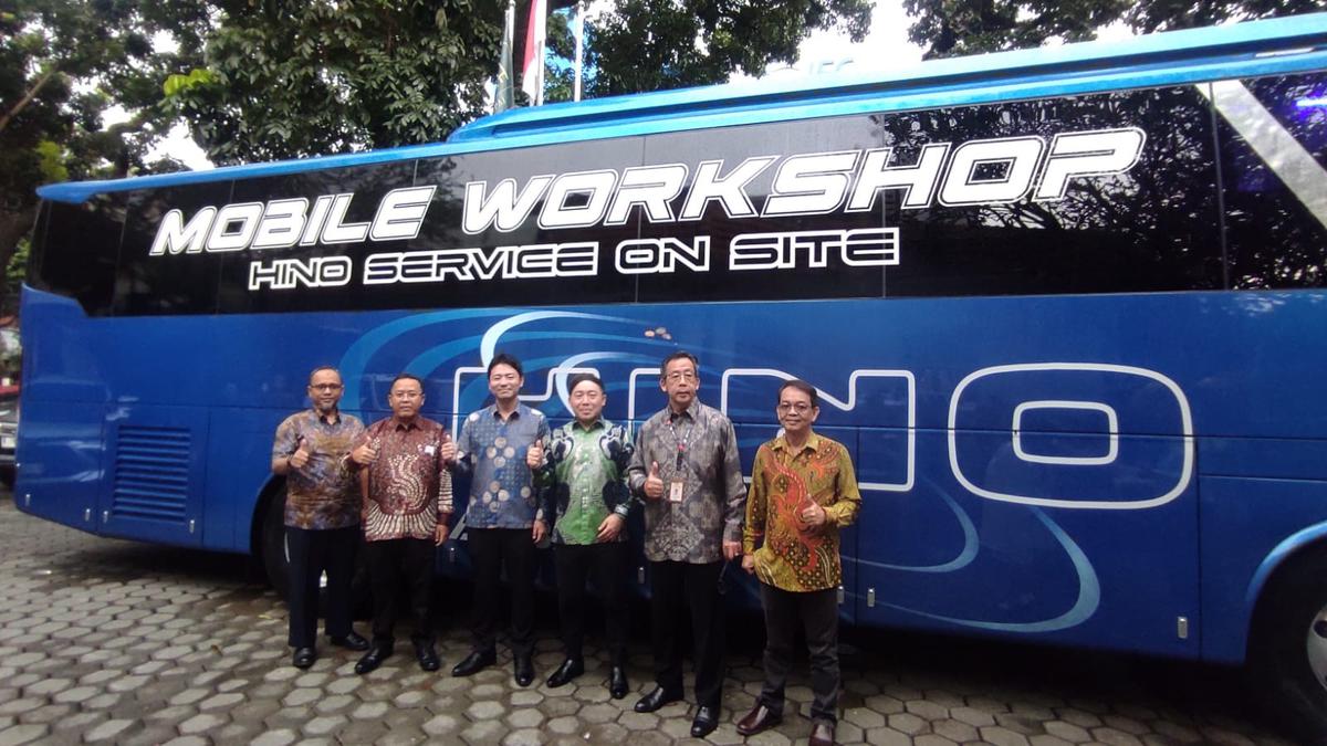 Sasar Daerah Pertambangan, Hino Bikin Layanan Servis Berjalan Pakai Bus ...