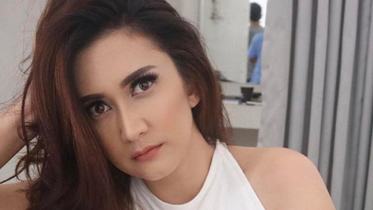 Kemelut Rumah Tangga Nafa Urbach dan Zack Lee - Entertainment Fimela.com