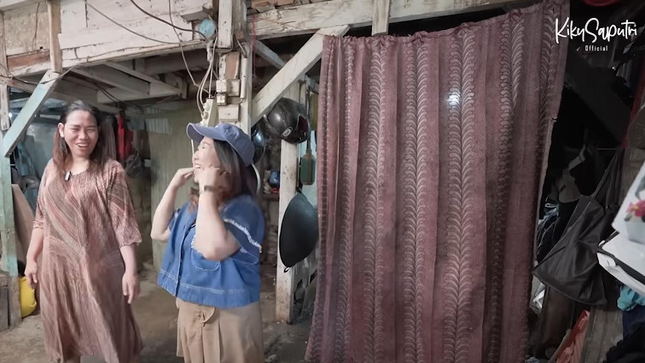 'Emak-emak' Komika Viral, Intip 8 Potret Rumah Sederhana Mpok Citra ...