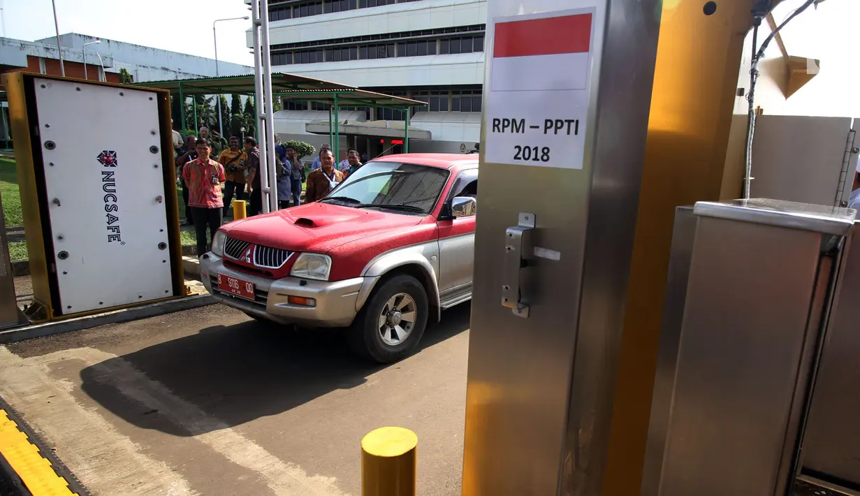 FOTO: Wujud Alat Deteksi Radiasi Buatan Anak Bangsa - Foto Liputan6.com