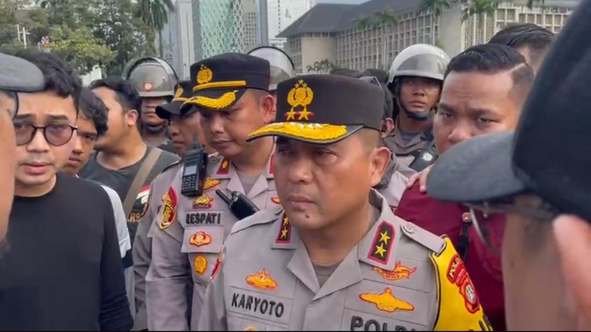 Kapolda Metro Jaya Temui Massa Demo Ojol di Patung Kuda Monas - News Liputan6.com