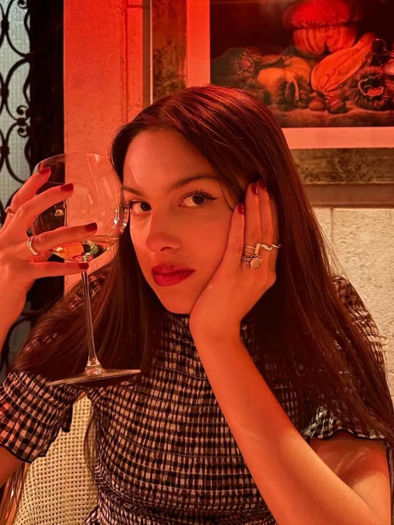 20 Rekomendasi Lagu Inggris Romantis untuk Crush yang Cuek, Kode Keras ...