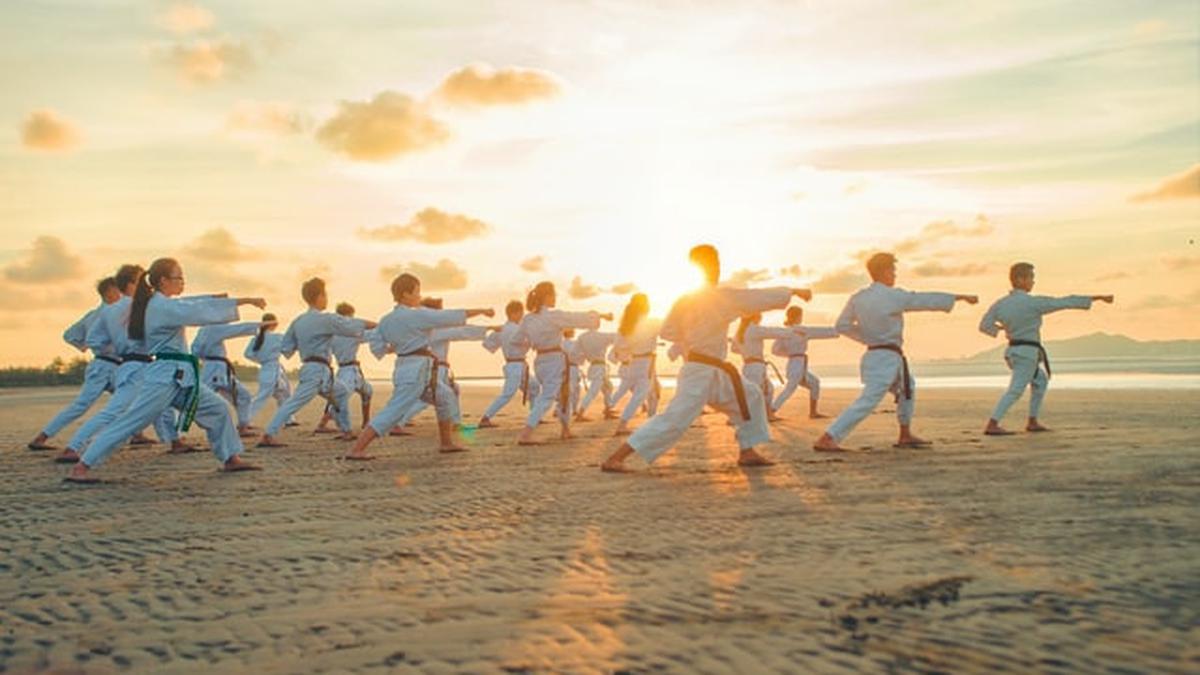 6 Jenis Kuda-Kuda dalam Pencak Silat, Lengkap Beserta Penjelasannya