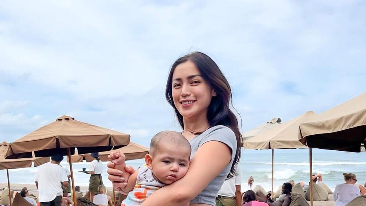 6 Potret Baby Don, Anak Jessica Iskandar yang Menggemaskan dan Makin Tampan