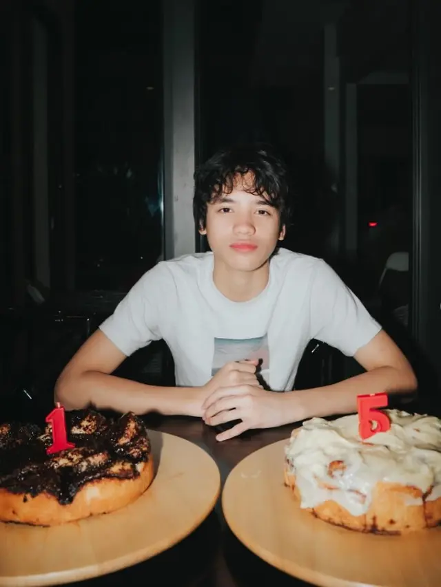 5 Potret Perayaan Ultah Noah Sinclair Anak BCL, Hidangan di Meja Makan ...