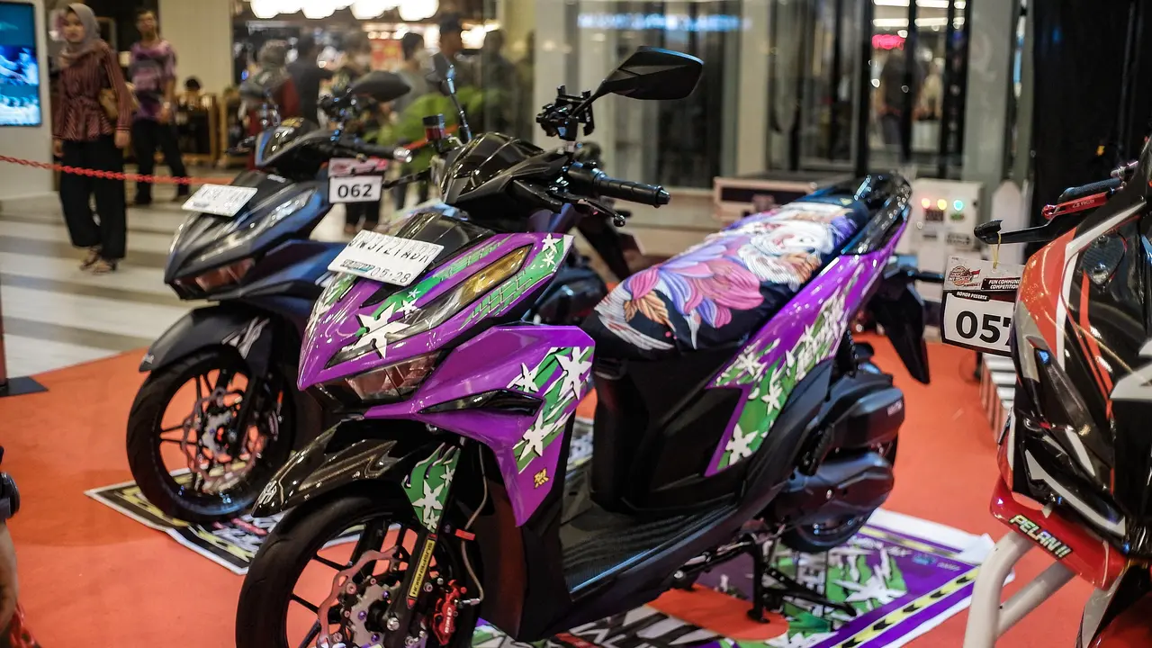 Kumpulan Potret Motor Modifikasi Keren di Honda Modif Contest 2023 Seri ...