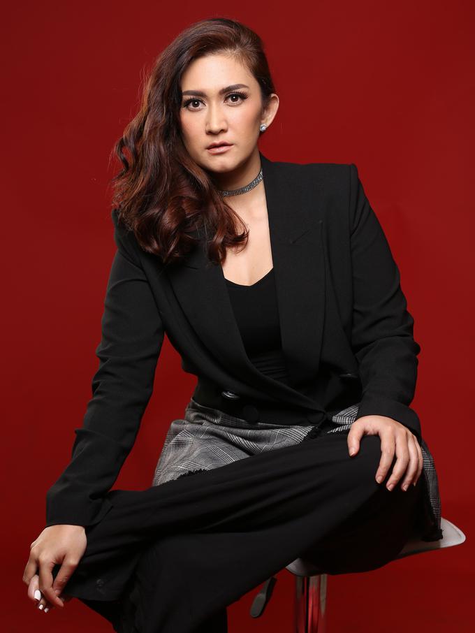 Kenang Masa Lalu, Nafa Urbach Unggah Foto Ini - Entertainment Fimela.com