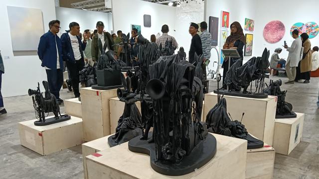 Art Jakarta 2025 Dibuka, Wadah Unjuk Gigi Seni Rupa Indonesia Bawa ...