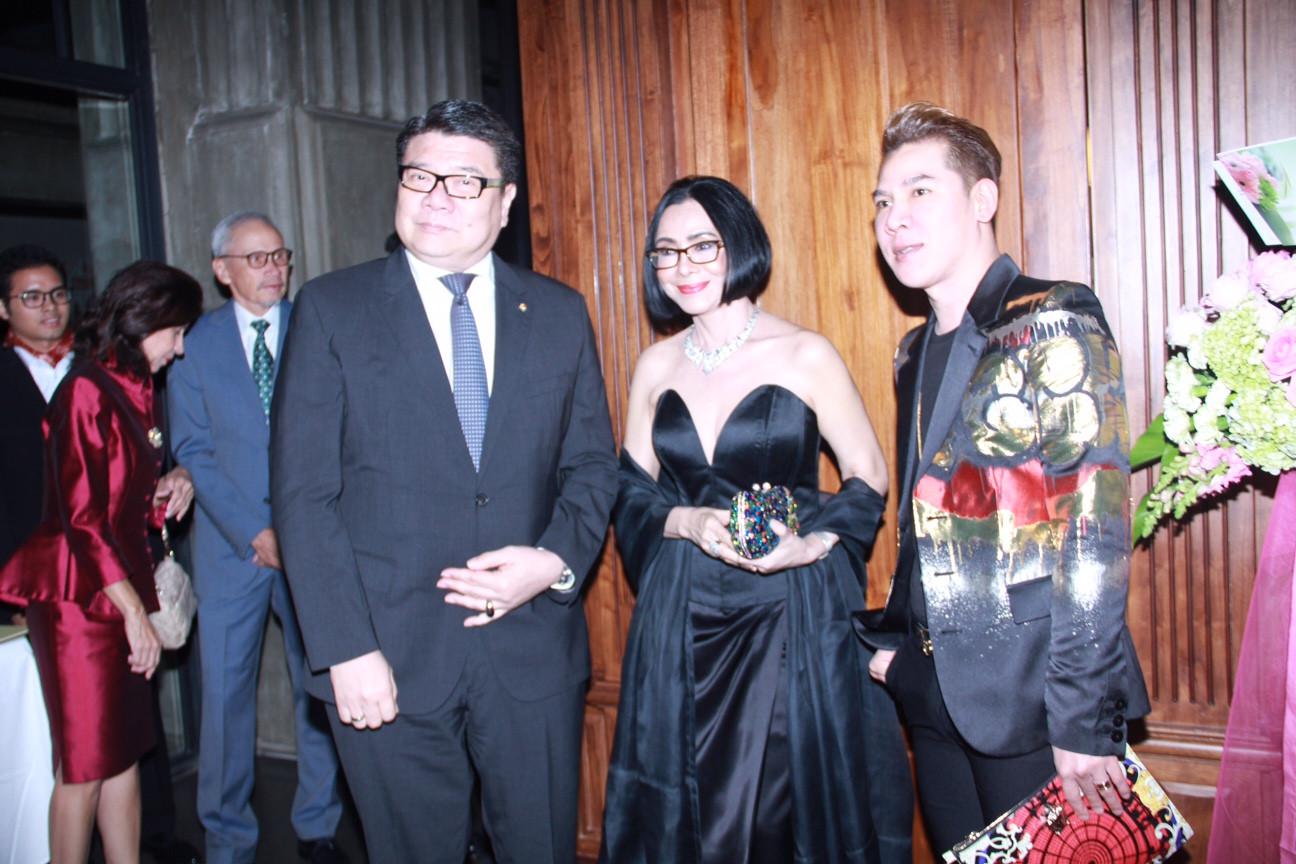 Top 3 Hari Ini: Poppy Dharsono Tampil Seksi di Hari Ultah ke-66 ...