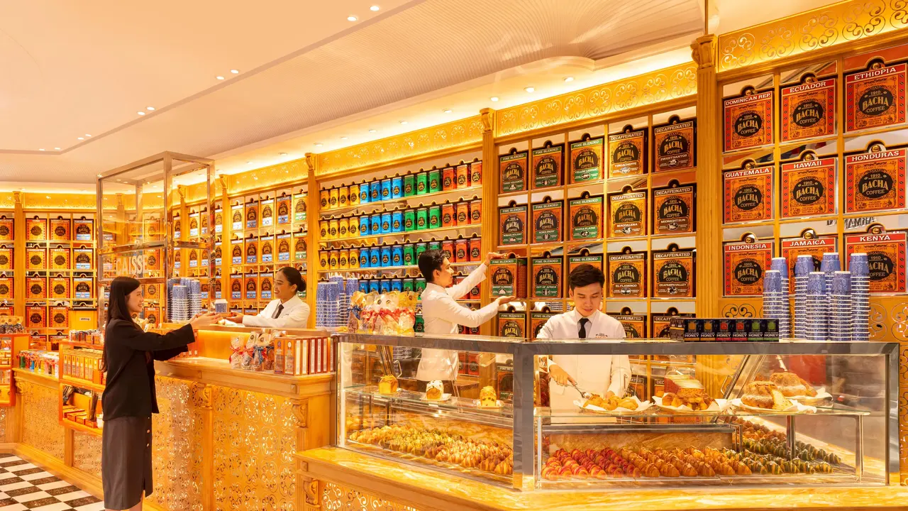 Tak Perlu Repot Keliling Dunia, Bacha Coffee Plaza Indonesia Hadirkan ...