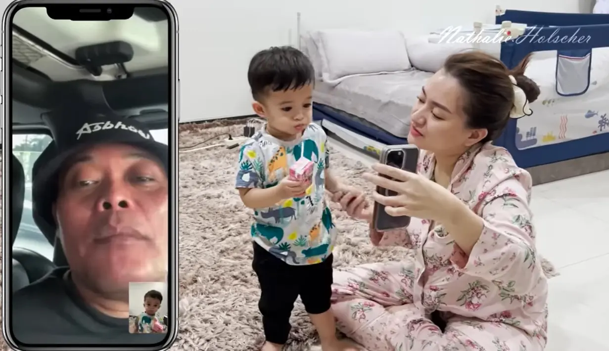 Momen Adzam Video Call Sule, Sudah Bisa Bilang Prikitiew - Photo Fimela.com