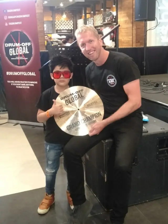 Devano Gabriel Jadi Grand Champion Anak di Singapore Drum Fest 2019 ...