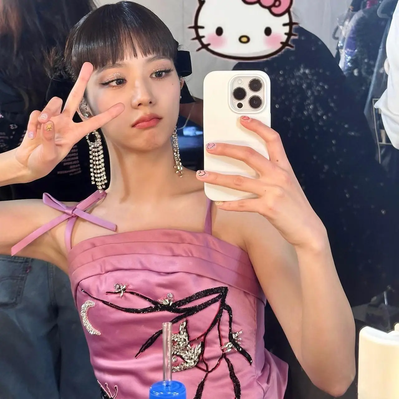 5 Inspirasi Makeup Jisoo Blackpink yang Curi Perhatian Selama Konser ...