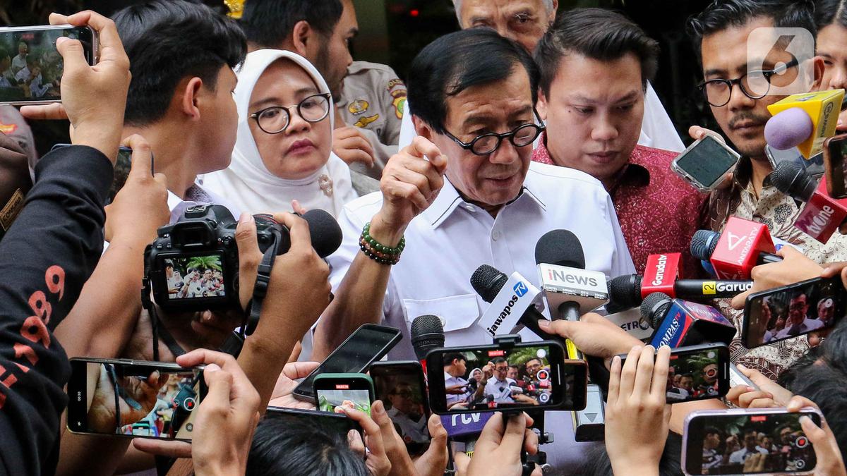 Yasonna Laoly Dicecar KPK soal Rekam Jejak Harun Masiku Kabur ke Luar Negeri - News Liputan6.com