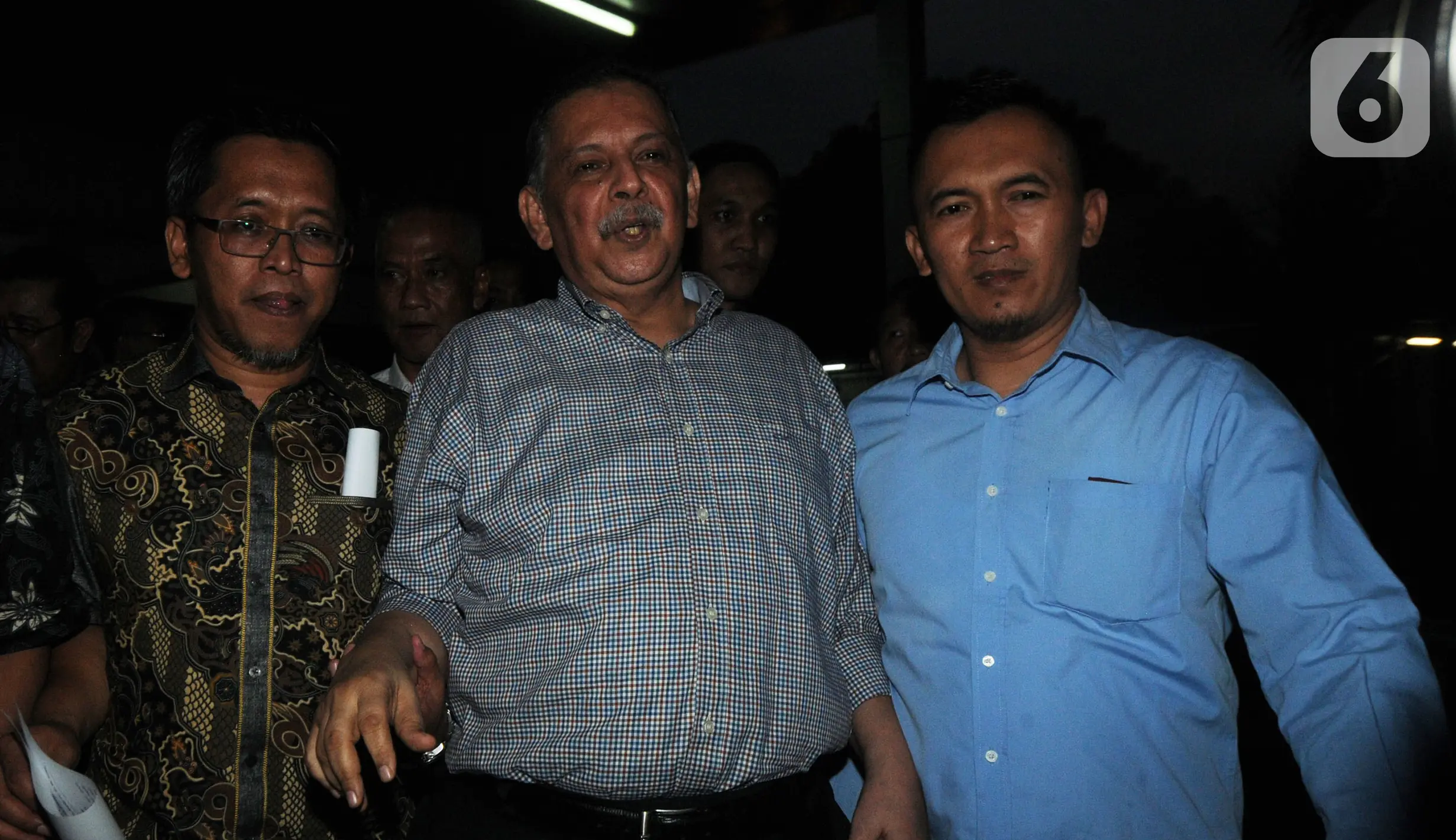 FOTO: Ekspresi Sofyan Basir Saat Keluar dari Rutan KPK - Foto Liputan6.com