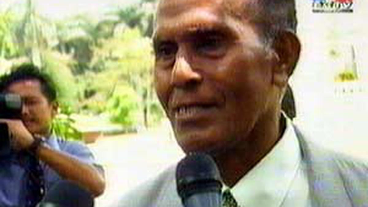 Penahanan Theys Eluay Diperpanjang - News Liputan6.com