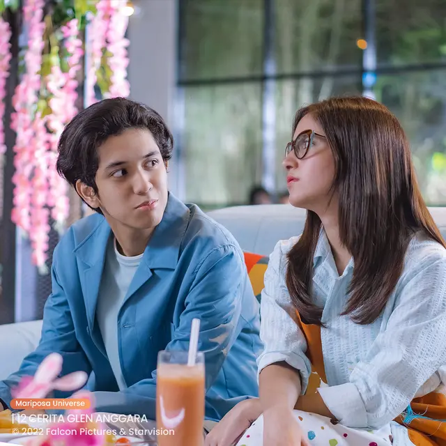 Resensi Film 12 Cerita Glen Anggara: Warna-warni Dunia Remaja Sempalan Mariposa, Hangat Penuh ...