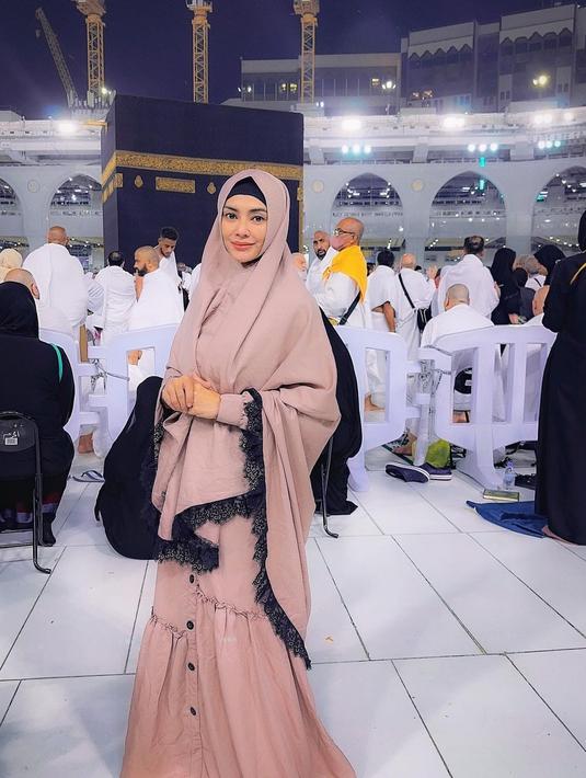 Tampil Berhijab, Berikut Potret Masayu Anastasia Dipuji Makin Cantik ...
