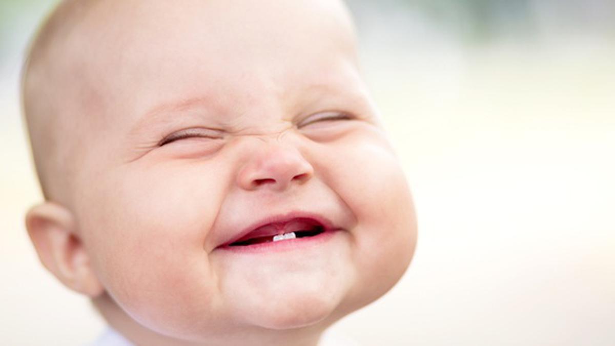 7 Kisah Menegangkan Bayi Tetap Hidup Meski Jatuh Dari Ketinggian