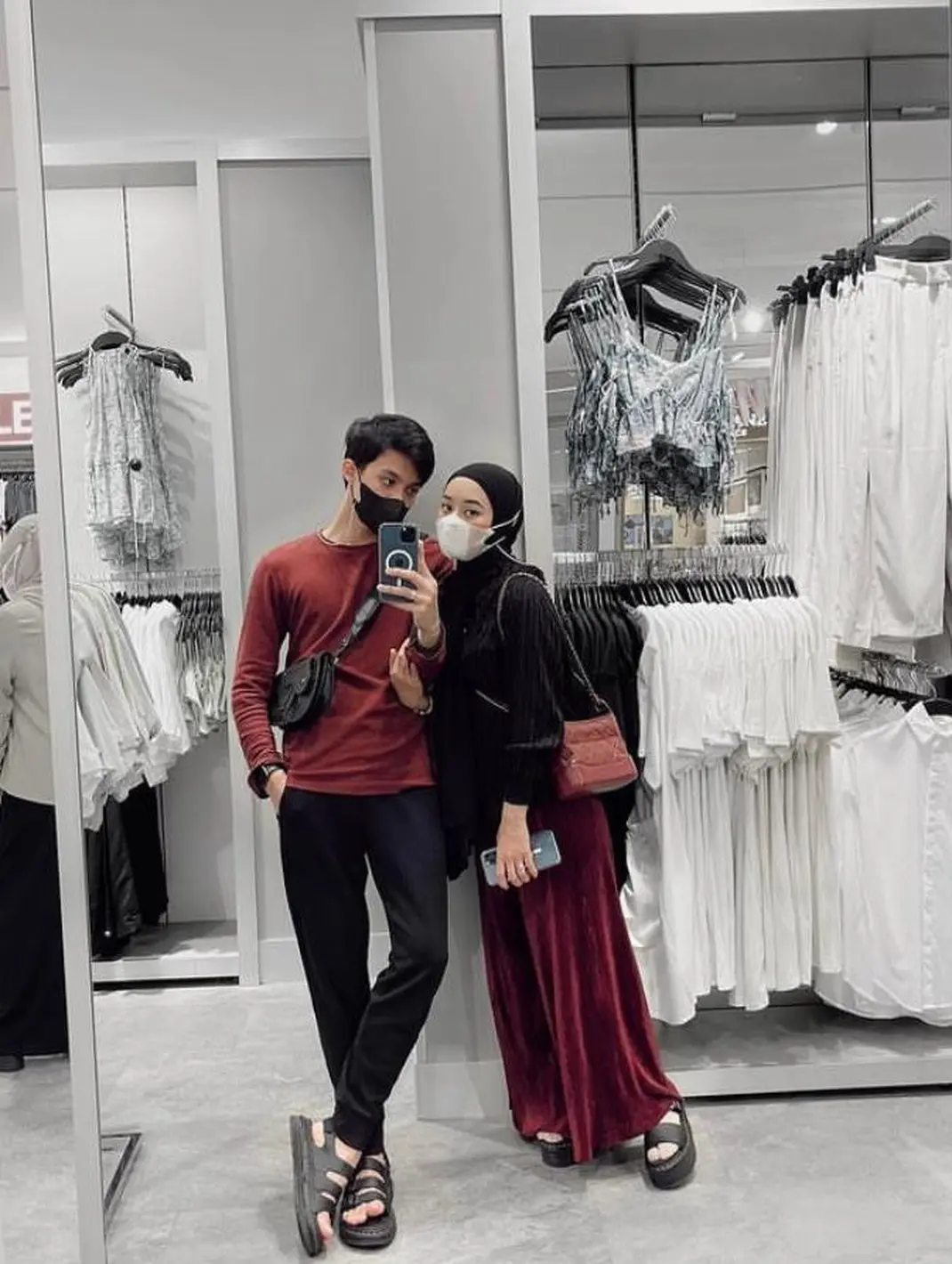 10 Potret Dinda Hauw dan Rey Mbayang yang Kerap Tampil Kompak Pakai ...