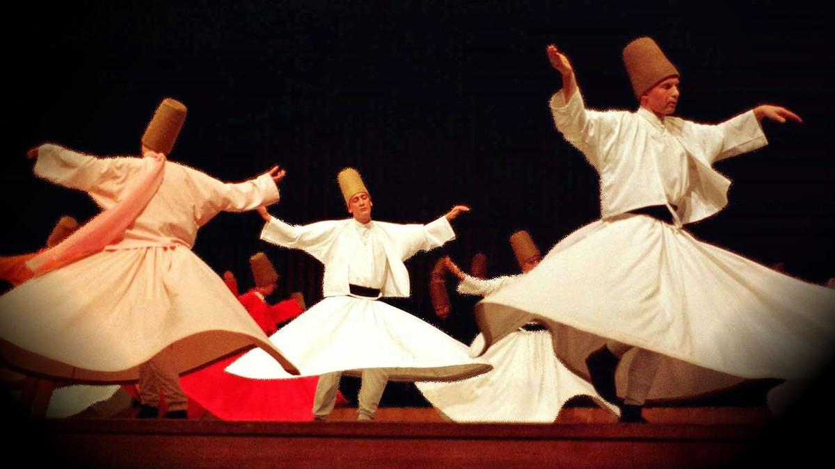 Santri Grobogan Gelar Ngabuburit Spiritual dengan Tarian Sufi - Ramadan ...