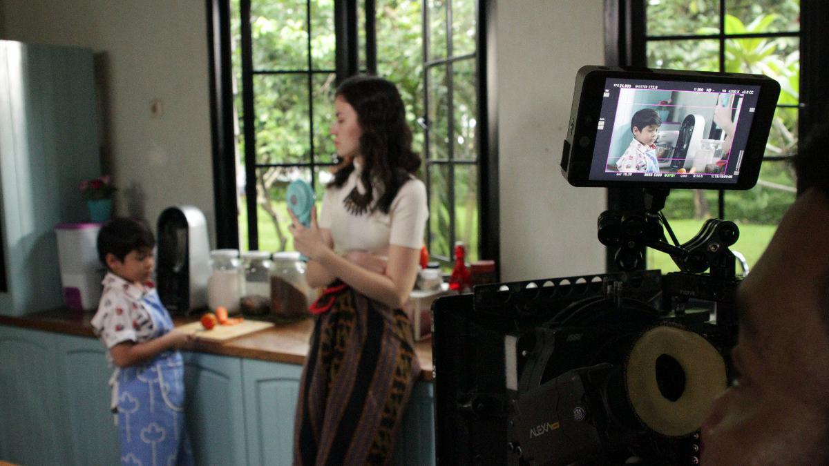 Kimberly Rider Ingin Ajari Anak Masak Seperti di Koki Koki Cilik 2 - Entertainment Fimela.com