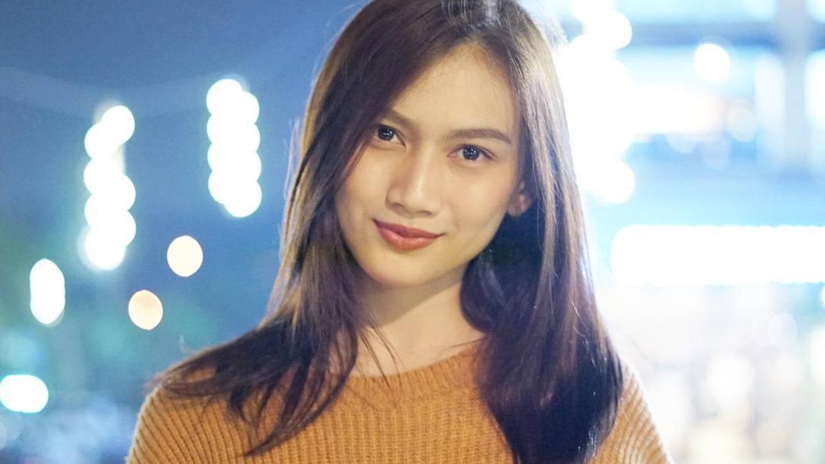 Tampilan Kasual Melody yang Simple dan Kekinian - Photo Fimela.com