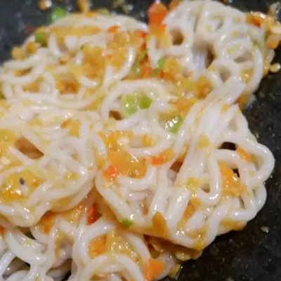 Mengenal Seblak, Kuliner Khas Bandung yang Menggoyang Lidah - Food ...
