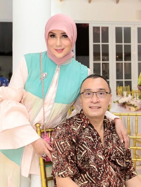 25 Tahun Usia Pernikahan, Ini Potret Dulu hingga Kini Marini Zumarnis ...