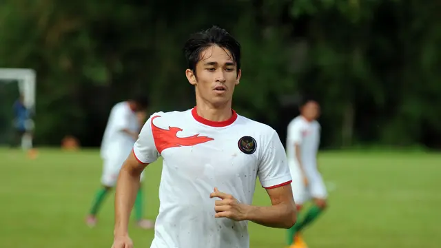 Gavin Kwan Adsit Bertekad Tembus Tim Utama PBR - Indonesia Bola.com