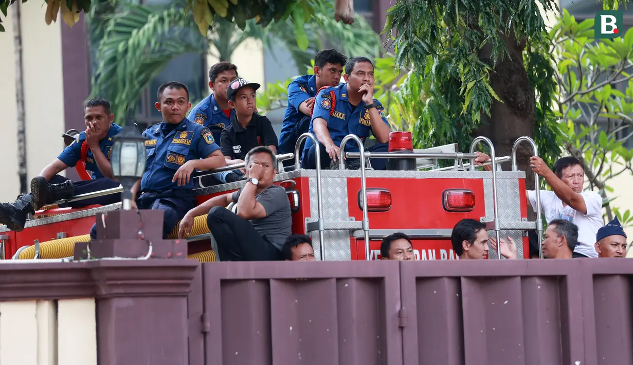 Foto: Potret Penonton pada Laga Arema FC Vs PSM Makassar di Stadion ...