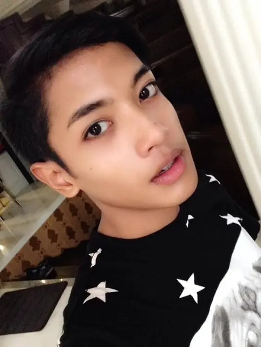 Potret Masa Remaja Millen Cyrus yang Baru Tunangan, Bikin Pangling ...