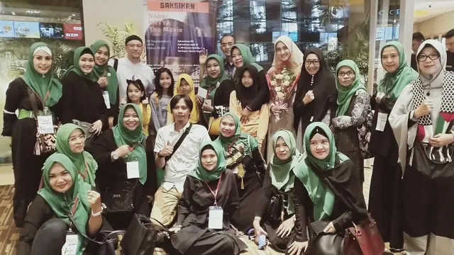 Meyda Safira dan KGN Nobar Film Hayya The Movie - ShowBiz Liputan6.com