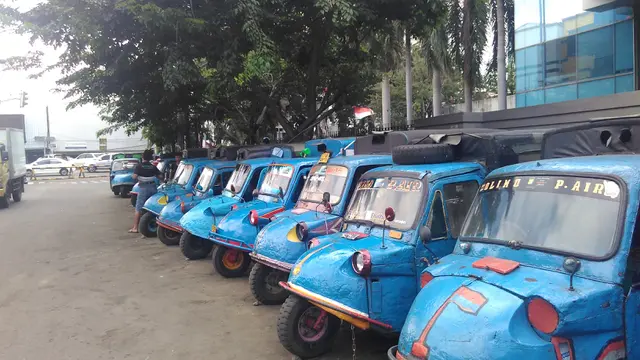 Bemo Resmi Dilarang, Dishub DKI Siapkan Angkutan Pengganti - News ...